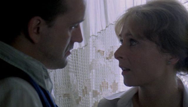 Bizalom (1980) kritika | magyar film | Szabó István - Filmtekercs.hu