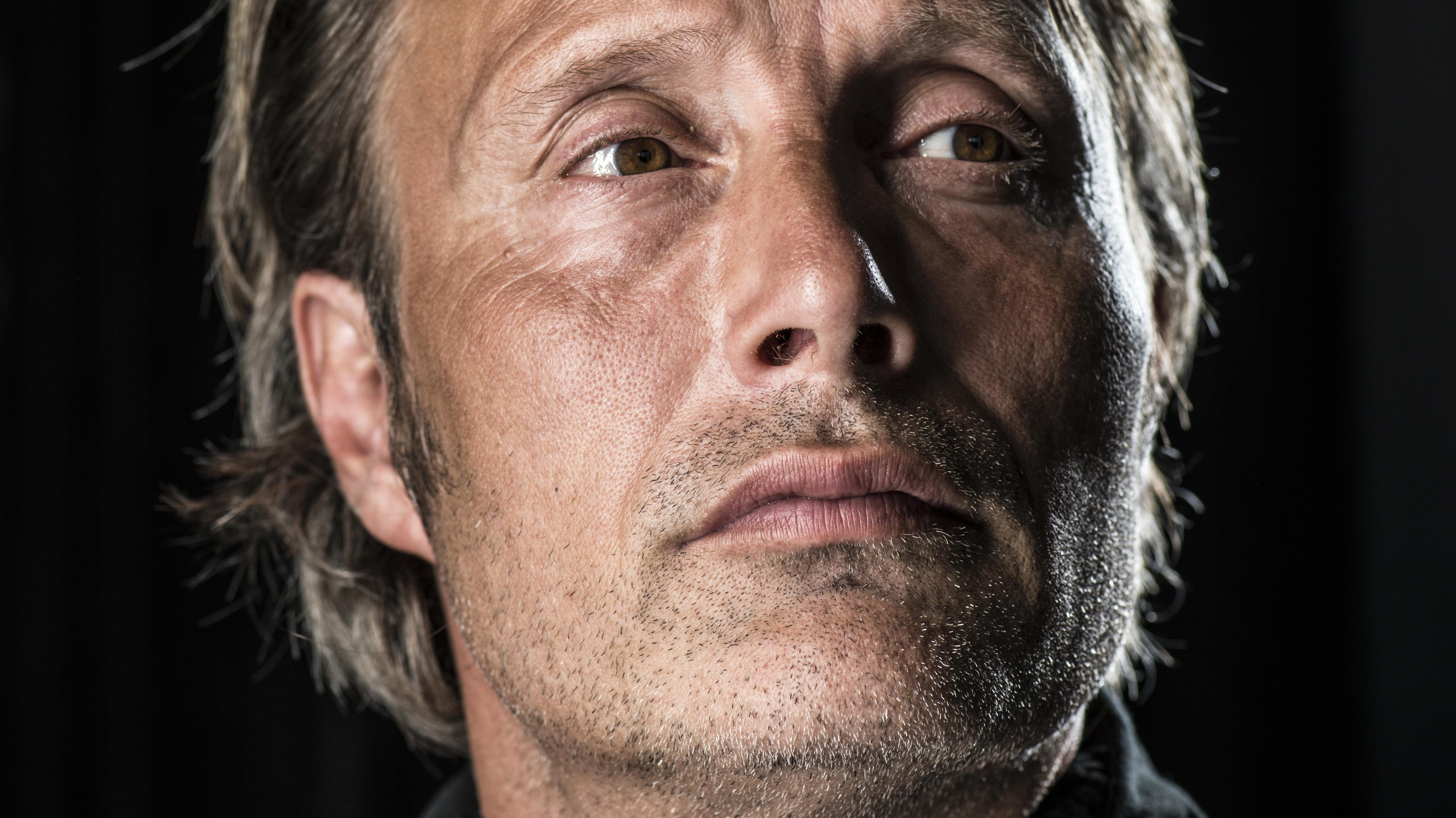 Mads Mikkelsen a Netflixen aprít a Polarban – Filmtekercs.hu