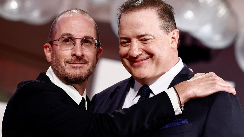 Hatalmas ováció fogadta Velencében Darren Aronofsky és Brendan Fraser ...
